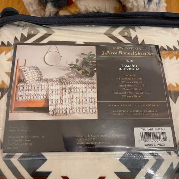 Pendleton | Bedding | Pendleton 3 Piece Flannel Set And Sherpa Blanket ...